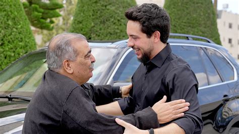 ولي العهد الأردني في منزل أشهر ممثلي الأردن زهرة الخليج