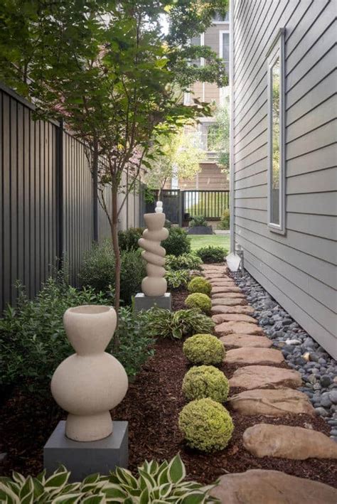 Narrow Side Garden 13 Clever Side Of The House Landscape Solutions