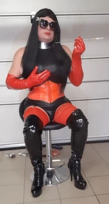 Holder Smoking Slut Ophelie 10 Nude Pics Xhamster