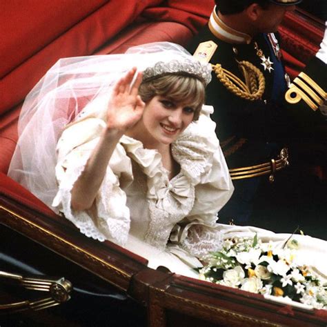 Hillary And Bill Clintons 1975 Wedding In Photos
