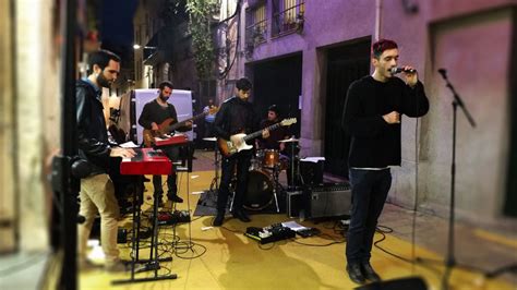Dux Prepara Su Primer Disco — Verkami