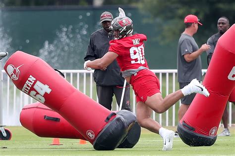 Inside Bucs Rookie Mini Camp 5 13 Halls Big First Impression