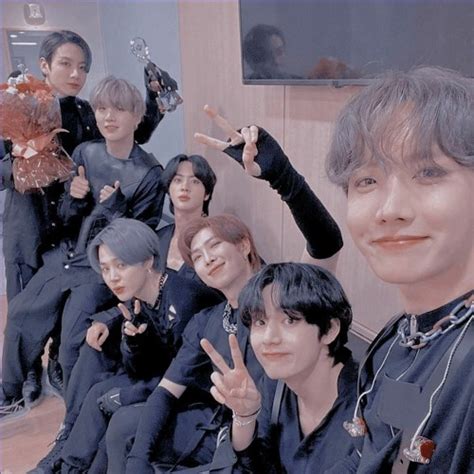 Stream Lost ~ Bts By ᗷtՏ Ot7 ˢᵗᵃⁿ Listen Online For Free On Soundcloud