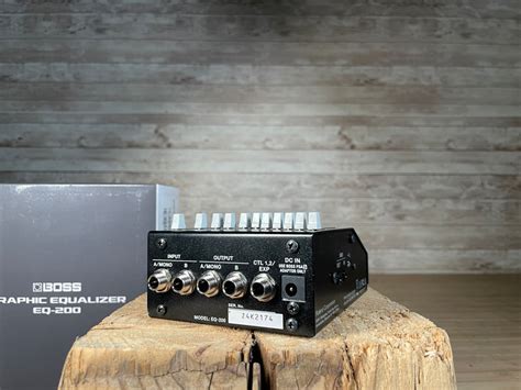 Boss Eq 200 Graphic Equalizer Used Toronto On Cask Music