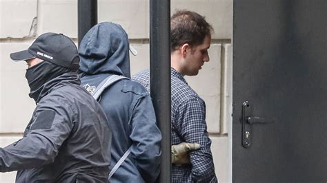 A Russian Court Extends The Pretrial Detention Of Journalist Evan