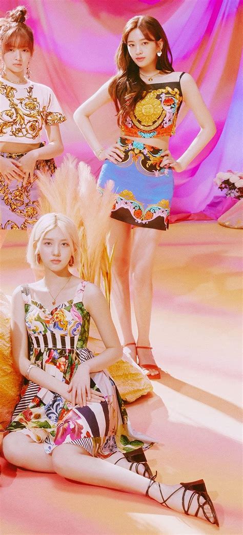 Ga Eul Kims Feet