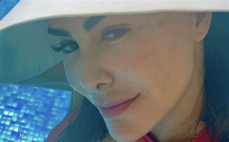 Ninel Conde Impacta Con Su Bikini Rojo A Sus 49 Años Fama