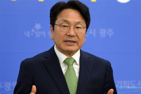 Pk·tk 고래 싸움에 광주 군 공항 이전 새우 등 터질까 우려 노컷뉴스