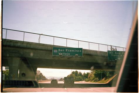 La Señal De La Carretera Dirige Hacia San Francisco Y Vallejo Foto