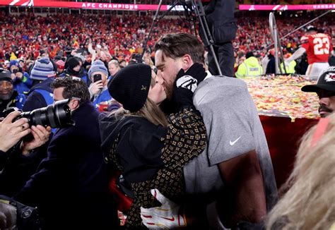Why Taylor Swifts Boyfriend Travis Kelce Is Skipping The 2025 Grammys