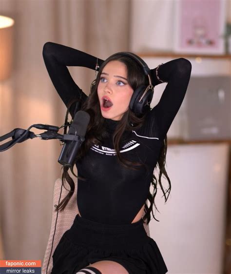 Lydia Violet Aka Lydiaviolet Aka Lydiavioletofficial Aka Lydiaviolettv Nude Leaks Faponic