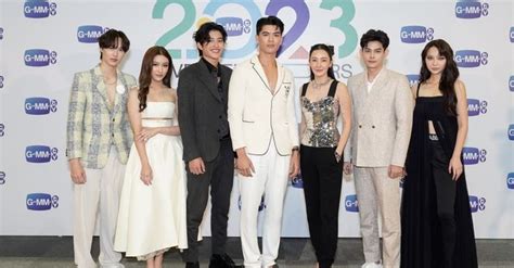 รวมรูปภาพของ เปิดโผโปรเจกต์ใหม่สุดปัง ซีรีส์ 19 เรื่อง 1 หนังฟอร์ม