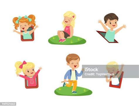놀이터에서 놀고 있는 귀여운 어린 아이 야외 활동 벡터 세트를 즐기는 귀여운에 대한 스톡 벡터 아트 및 기타 이미지 귀여운 녹색 놀기 Istock