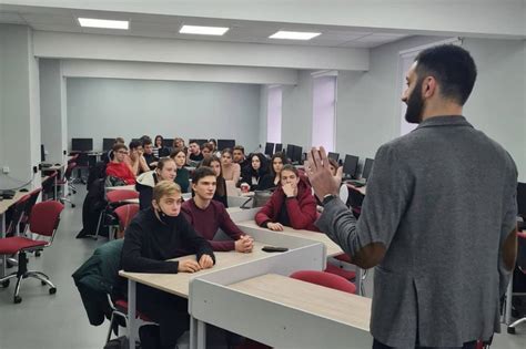 Факультет Міжнародних відносин і журналістики ХНЕУ ім С Кузнеця