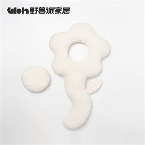 tbh野兽派家居抱枕沙发客厅一朵大花长条睡觉枕头玩偶床头靠枕 虎窝淘