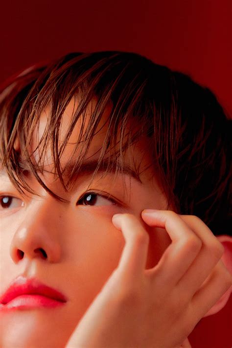 Update Exos Baekhyun Captivates In New Mv Teaser For Candy Soompi