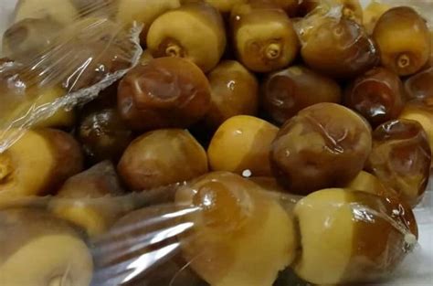 خرما خارک زرد؛ نرم شیرین طبع گرم کالری کم حاوی Fiber آراد برندینگ
