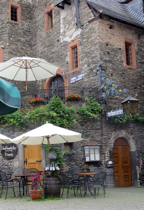 무료 이미지 도시 레스토랑 시골집 공간 휴식 관광 여행 구시 가지 안마당 단절 짧은 서사시 모셀 베일 슈타인 포도밭 이웃 지붕틀 와인 마을