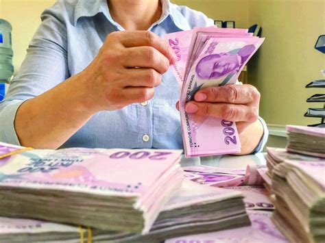 Emekli Maaşı Ve Bayram Ikramiyesinde Rakam Netleşti Hesaplara Yatacağı