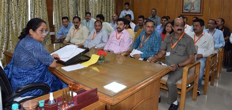 Ritu Khanduri Asks Officials In Assembly Sectt To Work Sincerely