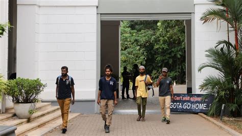 Sri Lanka Protesters Wont Budge Till President Leaves Office