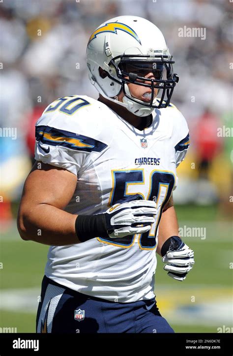 San Diego Chargers Inside Linebacker 50 Manti Teo On The Field