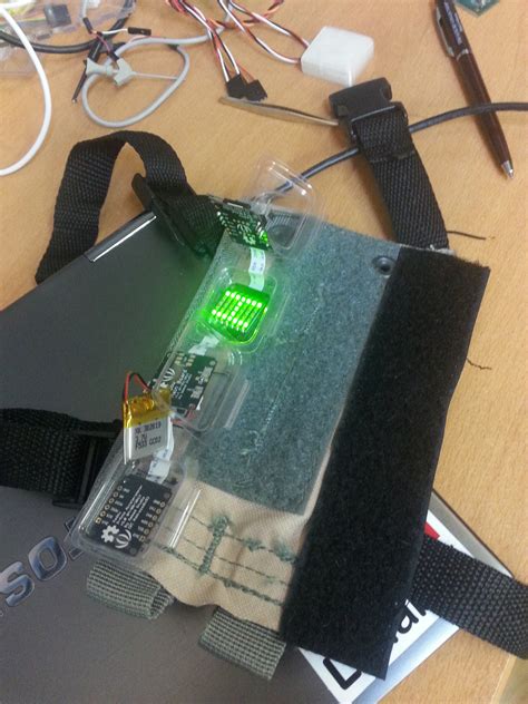 GitHub Hackphx Arduinowearables Team10 Glove Mounted Voltmeter