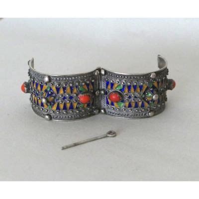 Bracelet berbère en argent émaillé et corail Algerie