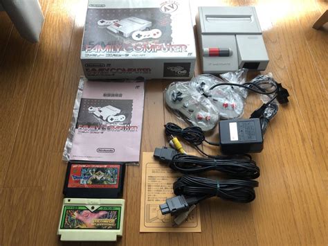 【やや傷や汚れあり】★avファミコン Hvc Nff Hvc 101 箱説ケーブルacアダプタ ソフト2本付 Shvc 009 Shvc