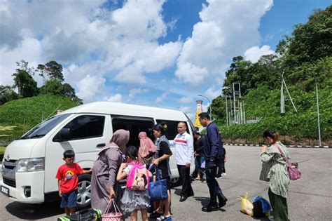 Kjri Kuching Bantu Pemulangan 11 Wni Terlantar Dari Sarawak