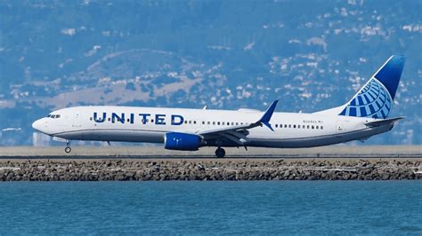 United Airlines Business Class Review