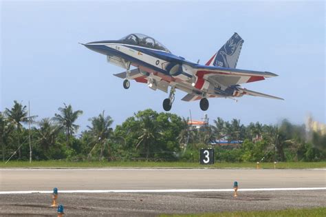 Taiwan Scrambles Jets Missile Systems After Detecting 11 Chinese Aircraft
