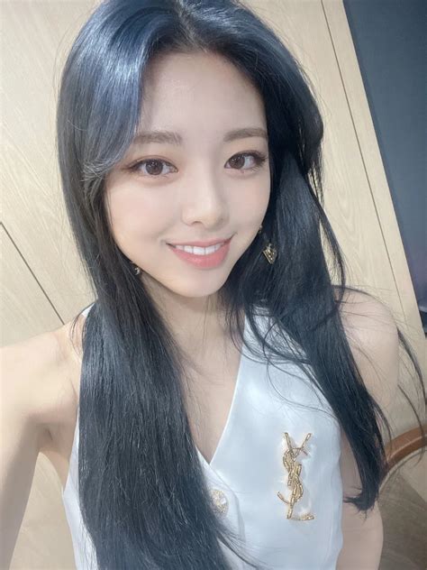 210131 Itzy Twitter Update Kpopping