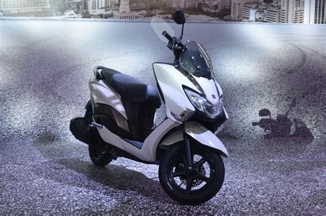 Auto Expo 2018 Suzuki Burgman Street Scooter Est Price Details