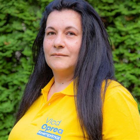 Directoarea Colegiului Din Sinaia Consilier Local Alungată Din Pnl
