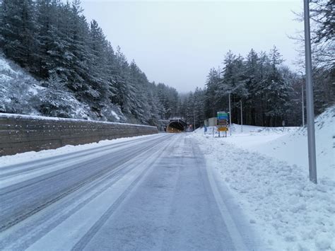 Maltempo Irruzione Polare Neve A Bassa Quota Venti Gelidi Nubifragi