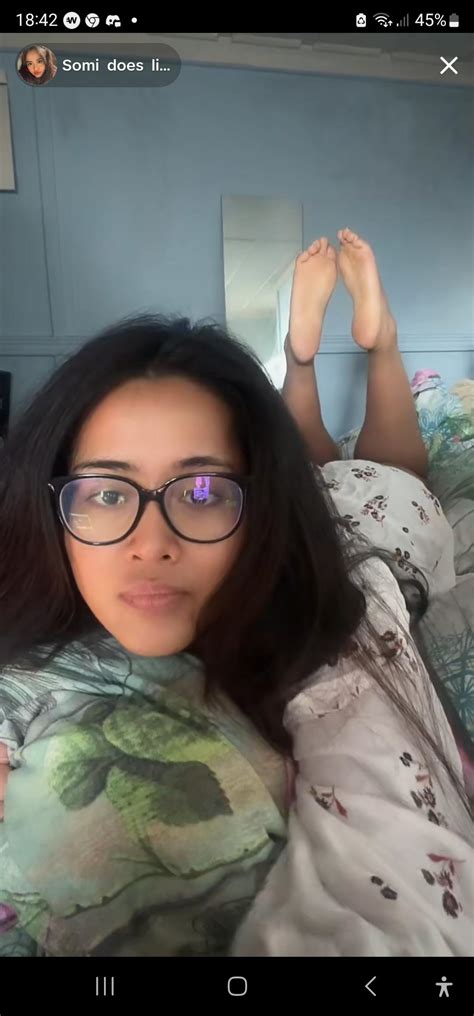 Sommi Does Life R Tiktokfeet