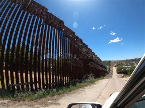 Us Mexico Border Fence In Nogales Arizona Stock Image Image Of Arizona Patrol 280098609
