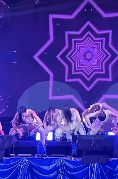 เป็กกี้ ศรีธัญญา ช็อก เสื้อหลุดกลางเวที วอนคนในงานถ่ายไว้ช่วยลบคลิป