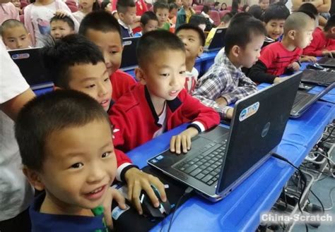 TDOG少儿编程人工智能与编程教育公益讲座走进同安第三实验小学 Scratch少儿编程网