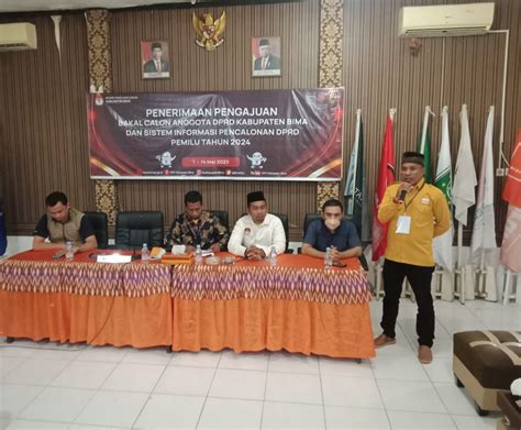 DPC Hanura Bima Daftar Bacaleg Ke KPU Target 6 Kursi Legislatif