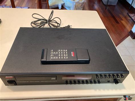 Adcom Gcd 575 Cd Player With Remote Photo 4091702 Uk Audio Mart