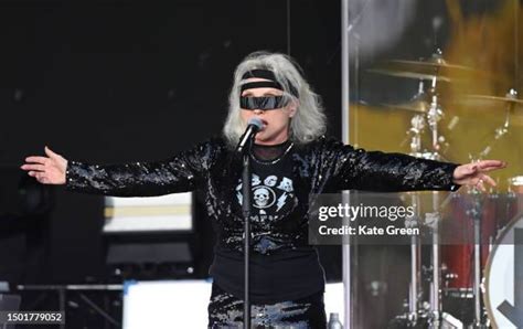 Debbie Harry Photos And Premium High Res Pictures Getty Images