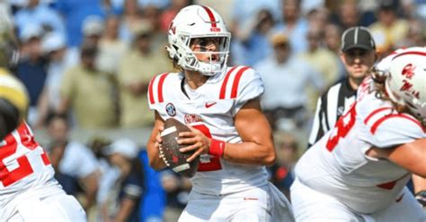 Lane Kiffin Addresses Jaxson Dart Performance Response Following