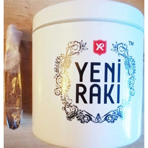 PLASTİK YENİ RAKI BUZ KOVASI VE 2 ADET RAKI BARDAĞI 1 ADET
