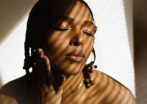 How To Keep Your Make Up Fresh All Day Bona Magazine
