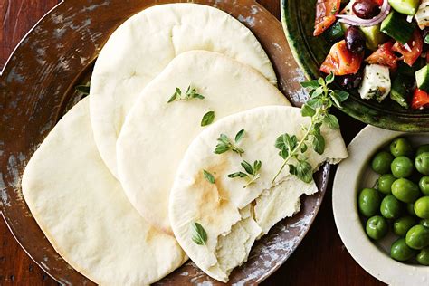 Mediterranean Pita Bread Easy Homemade Greek Pita Bread Recipe Piyxw