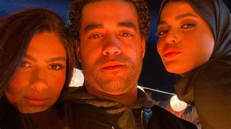 شاهد أسماء جلال بالحجاب في صورة برفقة خالد أنور