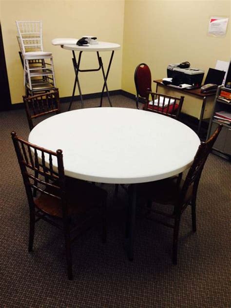 How Many Chiavari Chairs Fit At A 48 Round Table National Event Supply