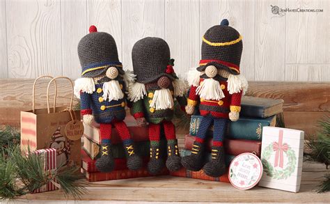 30 Free Christmas Gnome Crochet Patterns Eyeloveknots